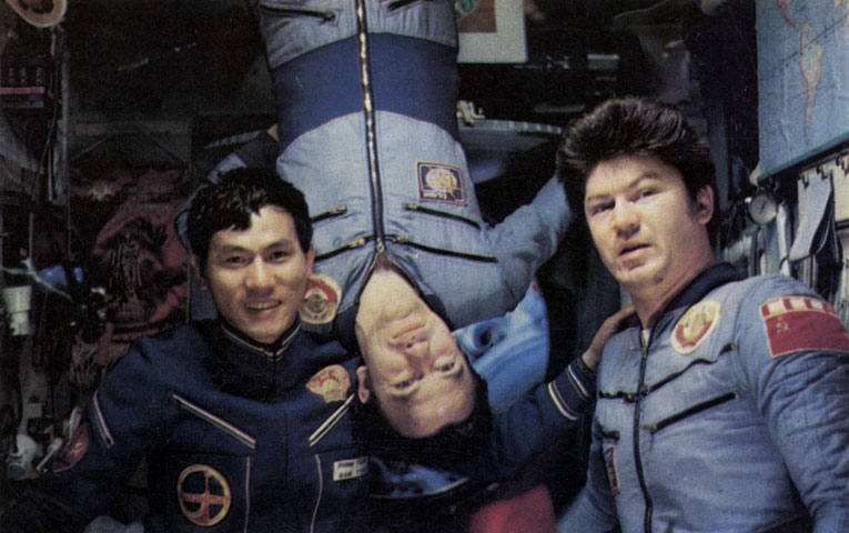 Vietnam, Russia celebrate historic Soviet-Vietnamese space flight ... Vietnam, Russia celebrate historic Soviet-Vietnamese space flight ...
